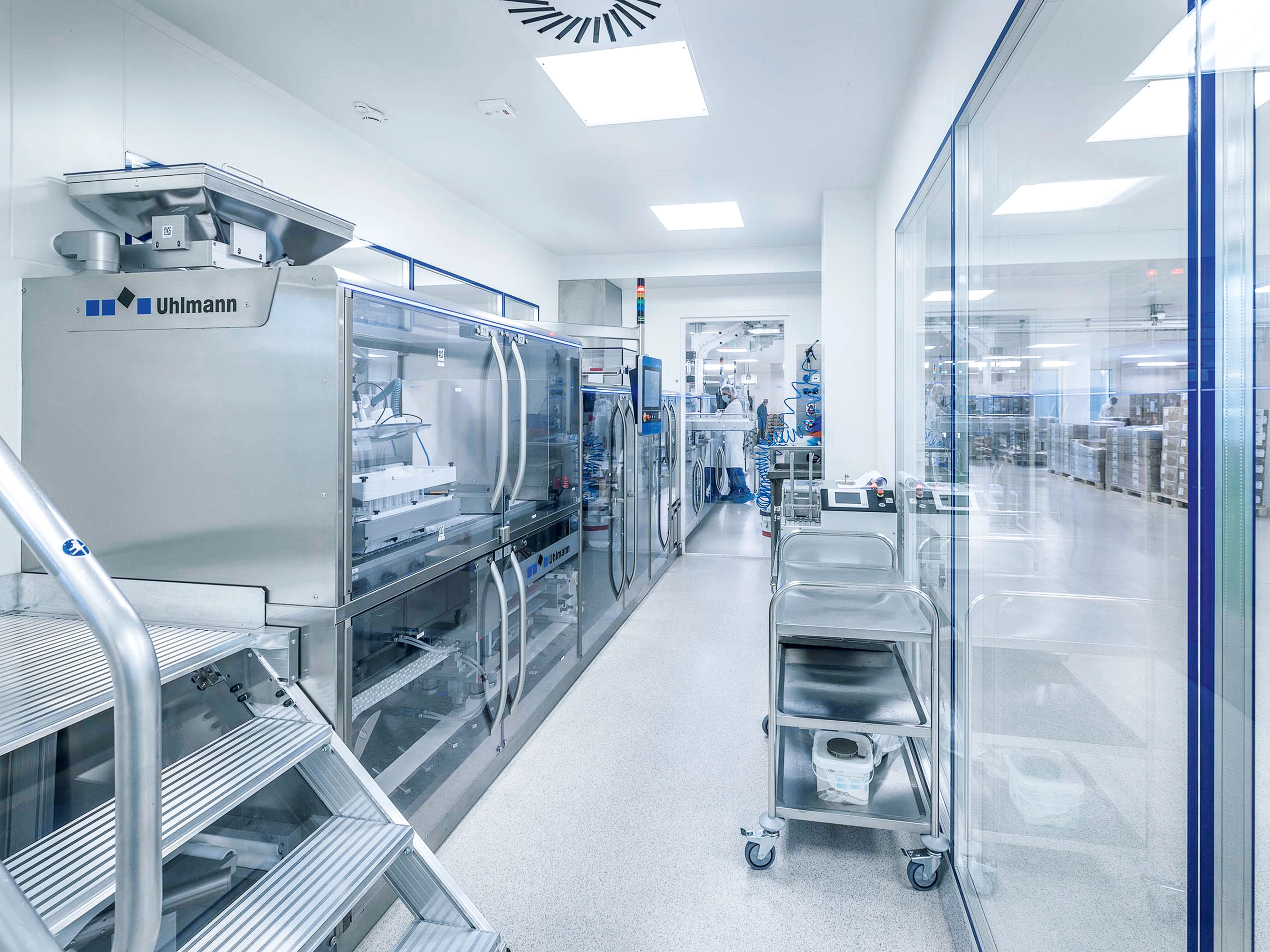 In use at Develco | A blister line that also packs bottles!