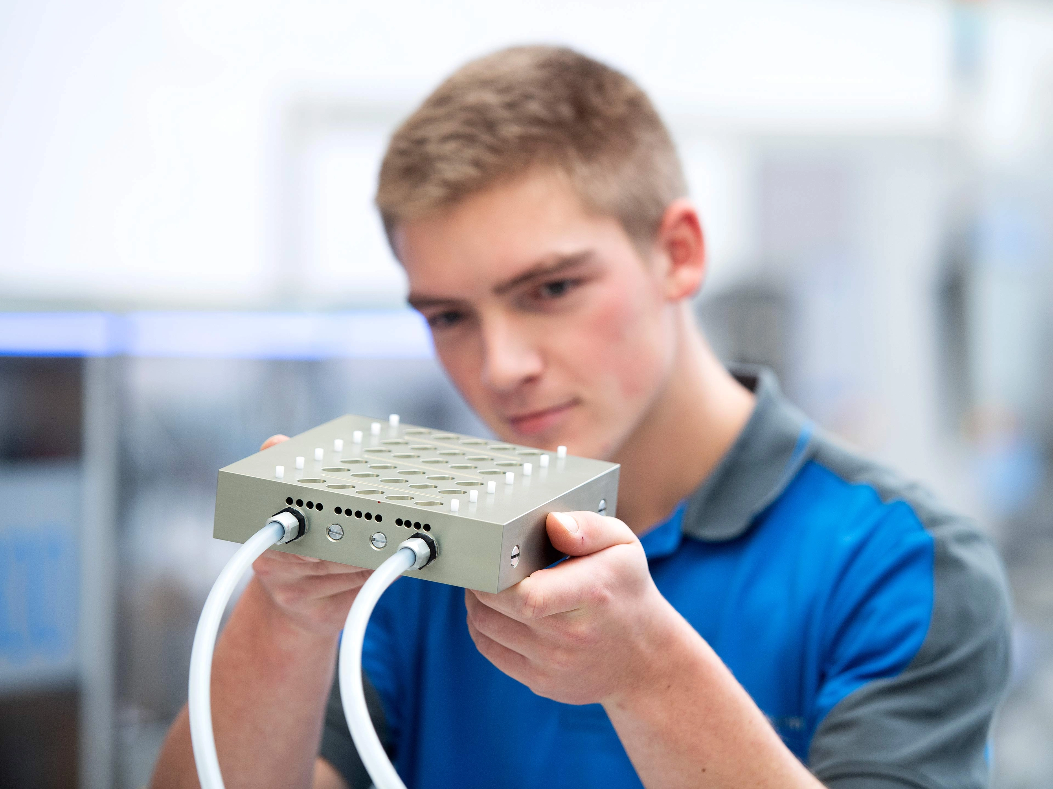 Uhlmann format parts | Precision meets quality